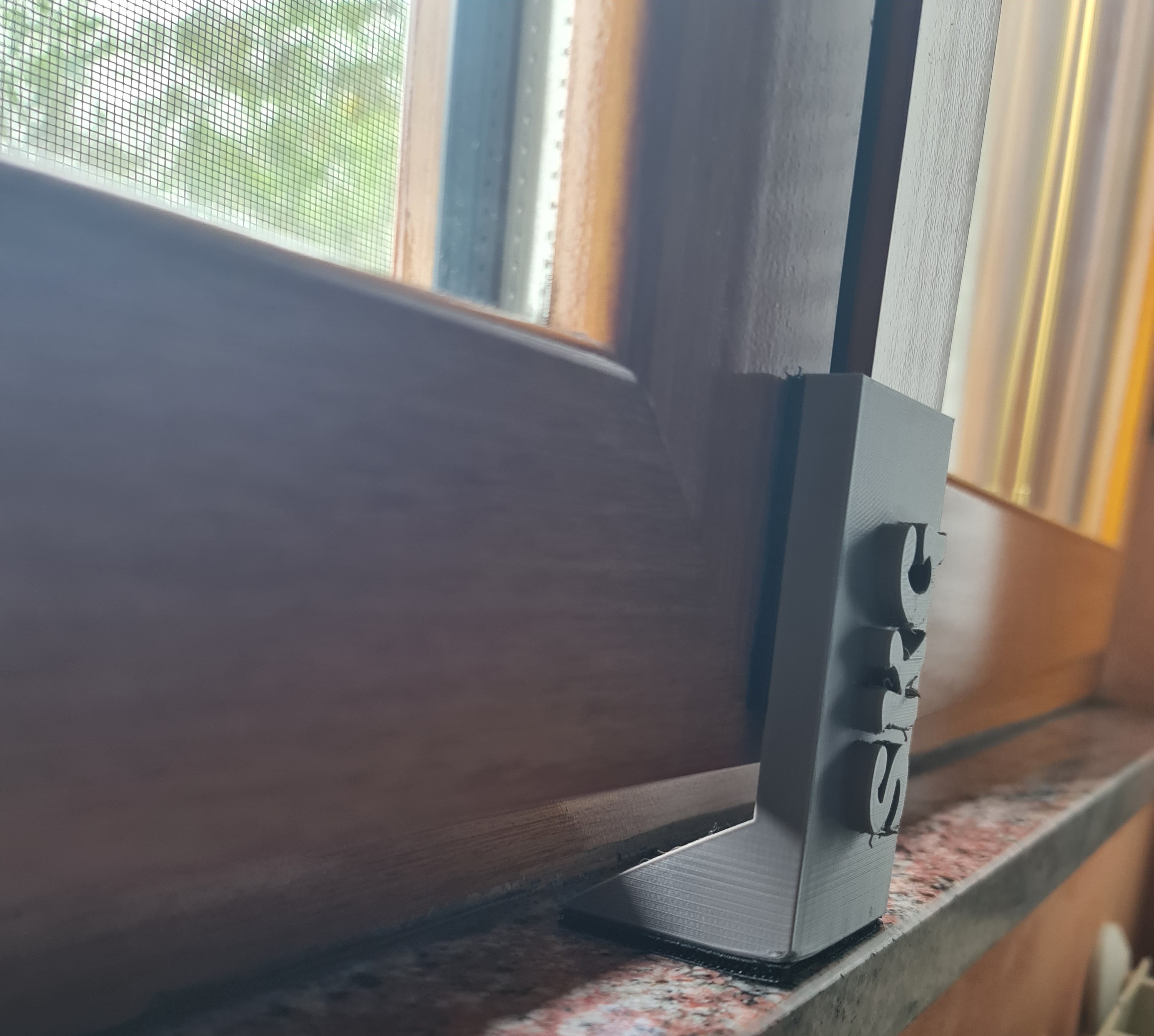 window stop by ...SKG... | Download free STL model | Printables.com