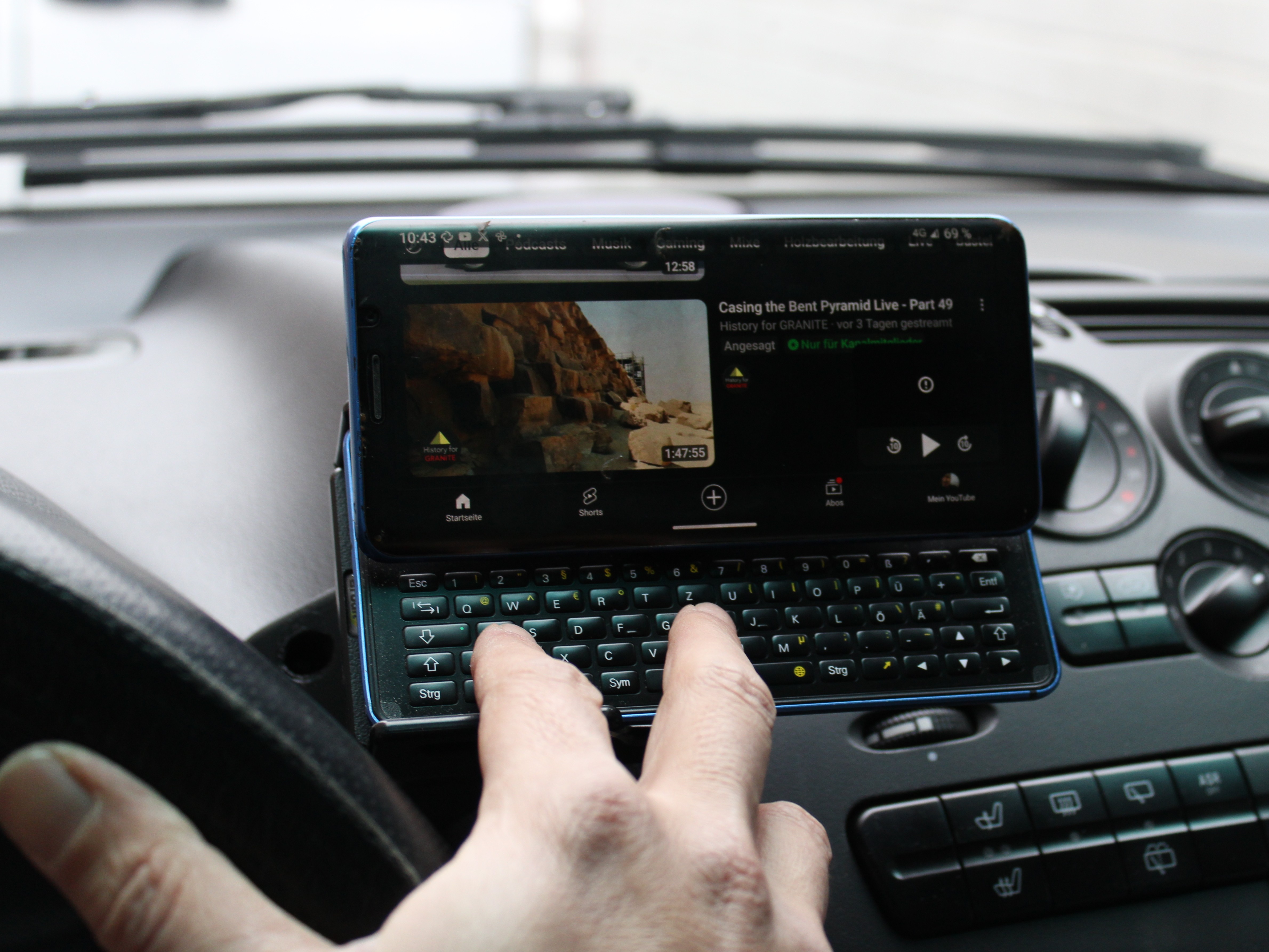 W639 Brodit Phone Holder Adapter | Vito / Viano by moWerk | Download ...