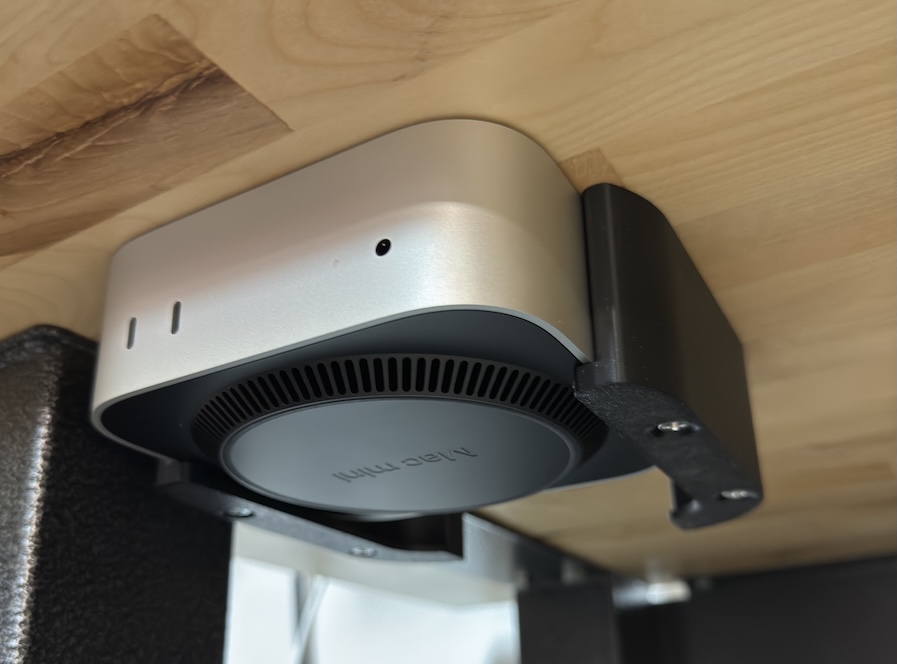 Mac Mini M4 Under Desk Mount by mikeymakesit | Download free STL model ...