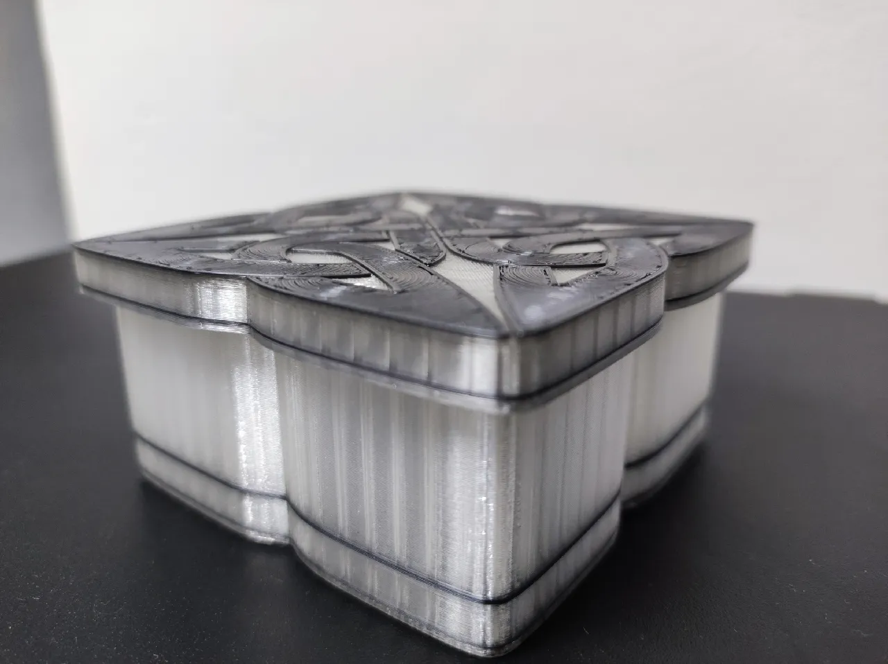 Box with celtic knot motif by Nina Máčová | Download free STL model ...