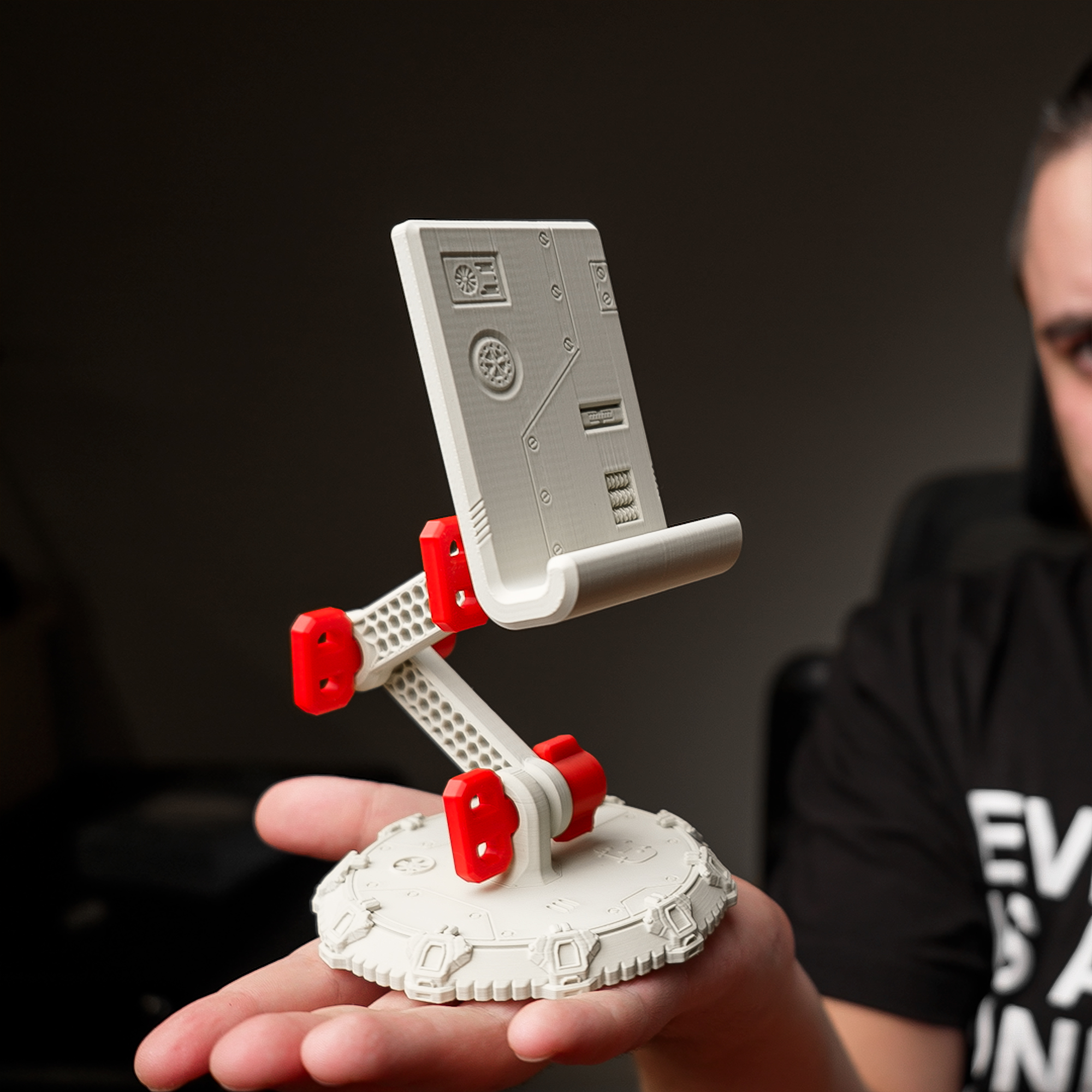RESISTANT MECHANICAL MOBILE PHONE HOLDER by Pablo Inventos | Printables ...