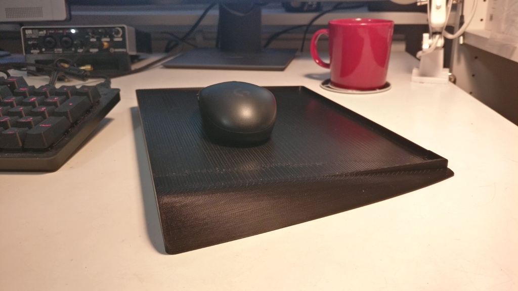 Ergonomic Tilted Mouse Pad by SubSite | Download free STL model ...