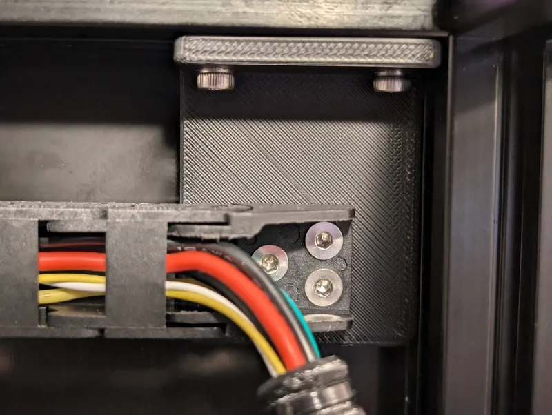 Voron Trident Horizontal Umbilical Chain for Stealthburner/CW2 by ...