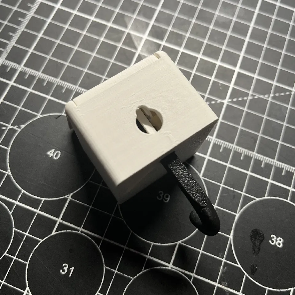 Fixed Box Cat key hook with Wallmount by kl4appdrachen | Download free STL model | Printables.com