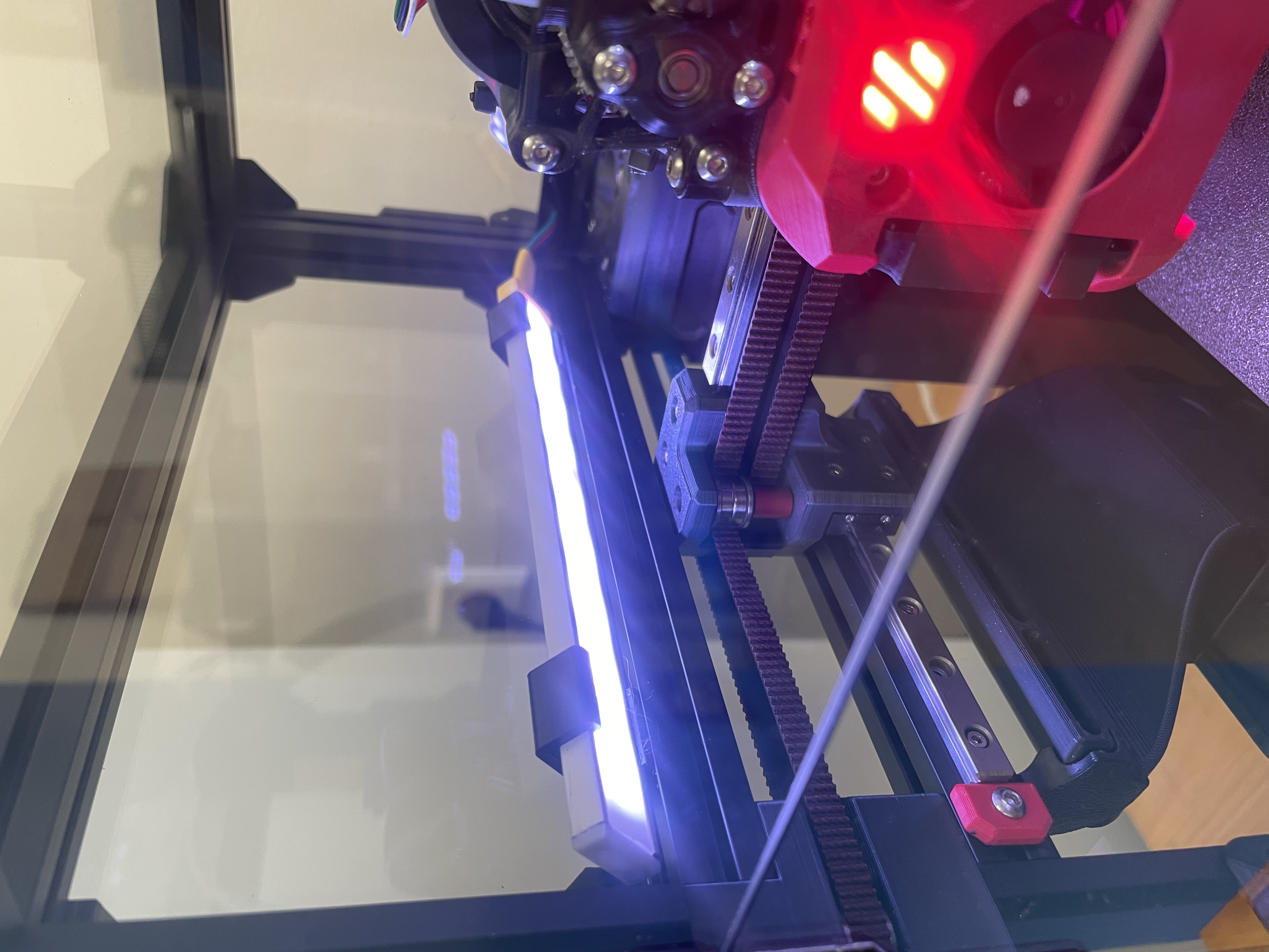 Holder for LED BAR, VORON V0.2 without using a screw. by kocourvdilne ...