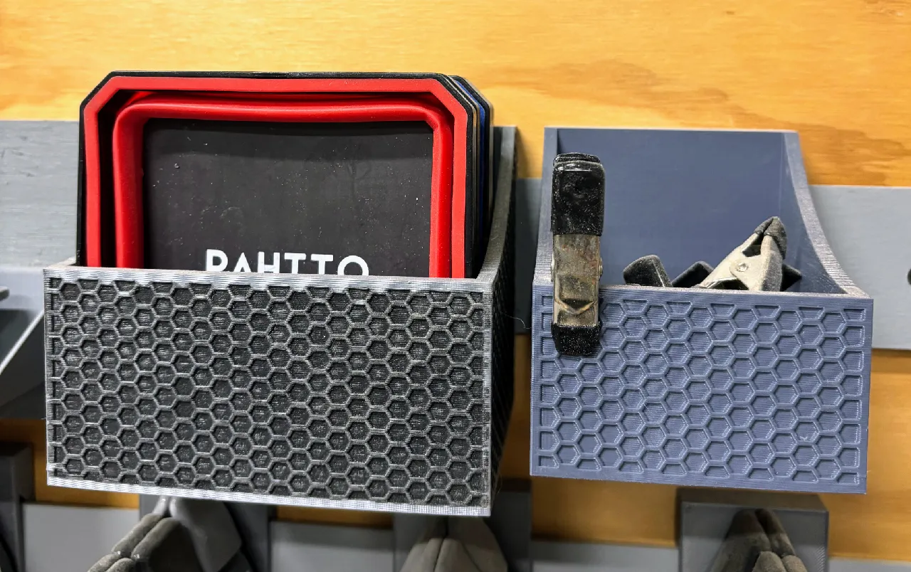 Small Parts Holder by Taylor | Download free STL model | Printables.com