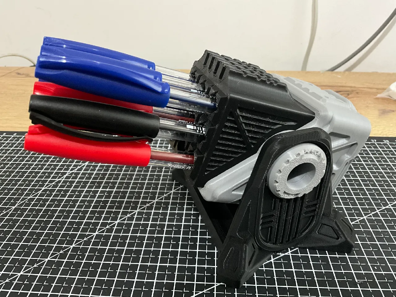 Rocket Launcher Pen Holder by Peter Montalvo | Download free STL model ...