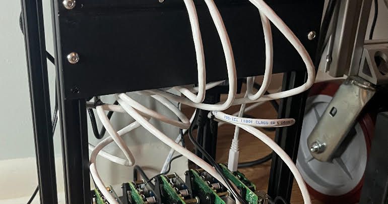 Mini Server Rack by Casper128 | Download free STL model | Printables.com