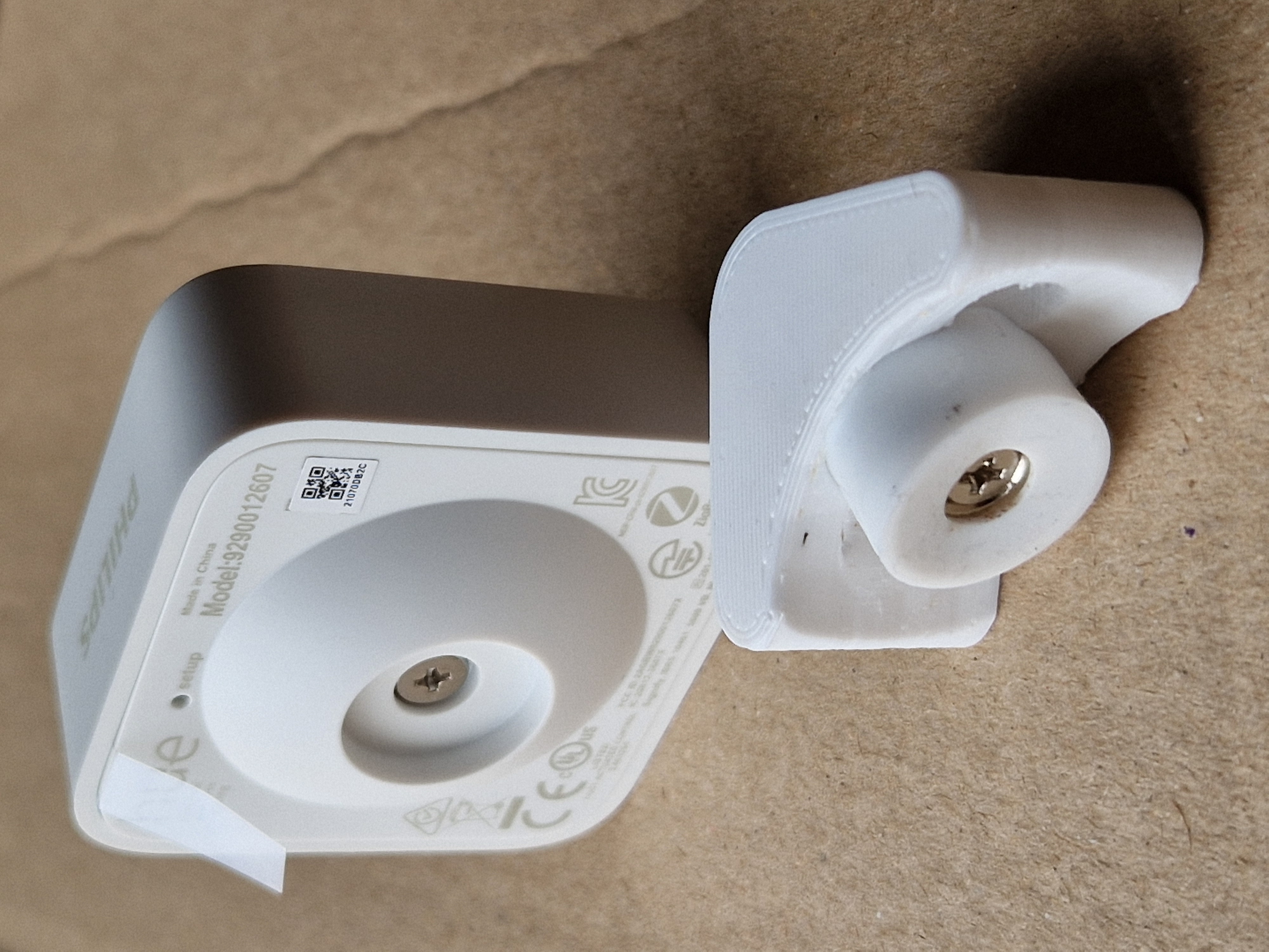 Philips Hue Indoor Sensor Corner Wall Mount by Skdzzz | Download free ...