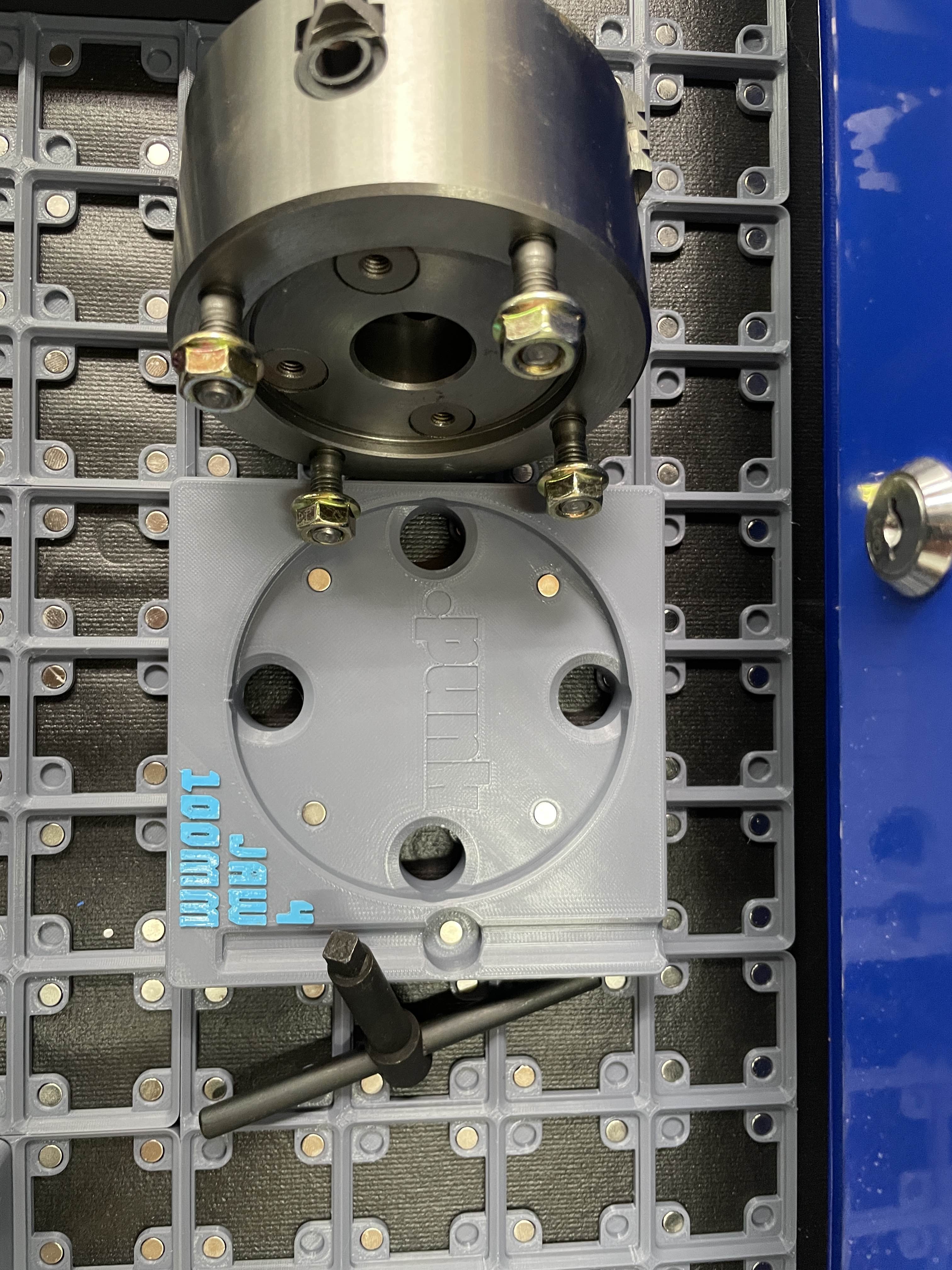 Gridfinity 4-Jaw 100mm Lathe Chuck Holder by dotPUNK Labs | Download ...