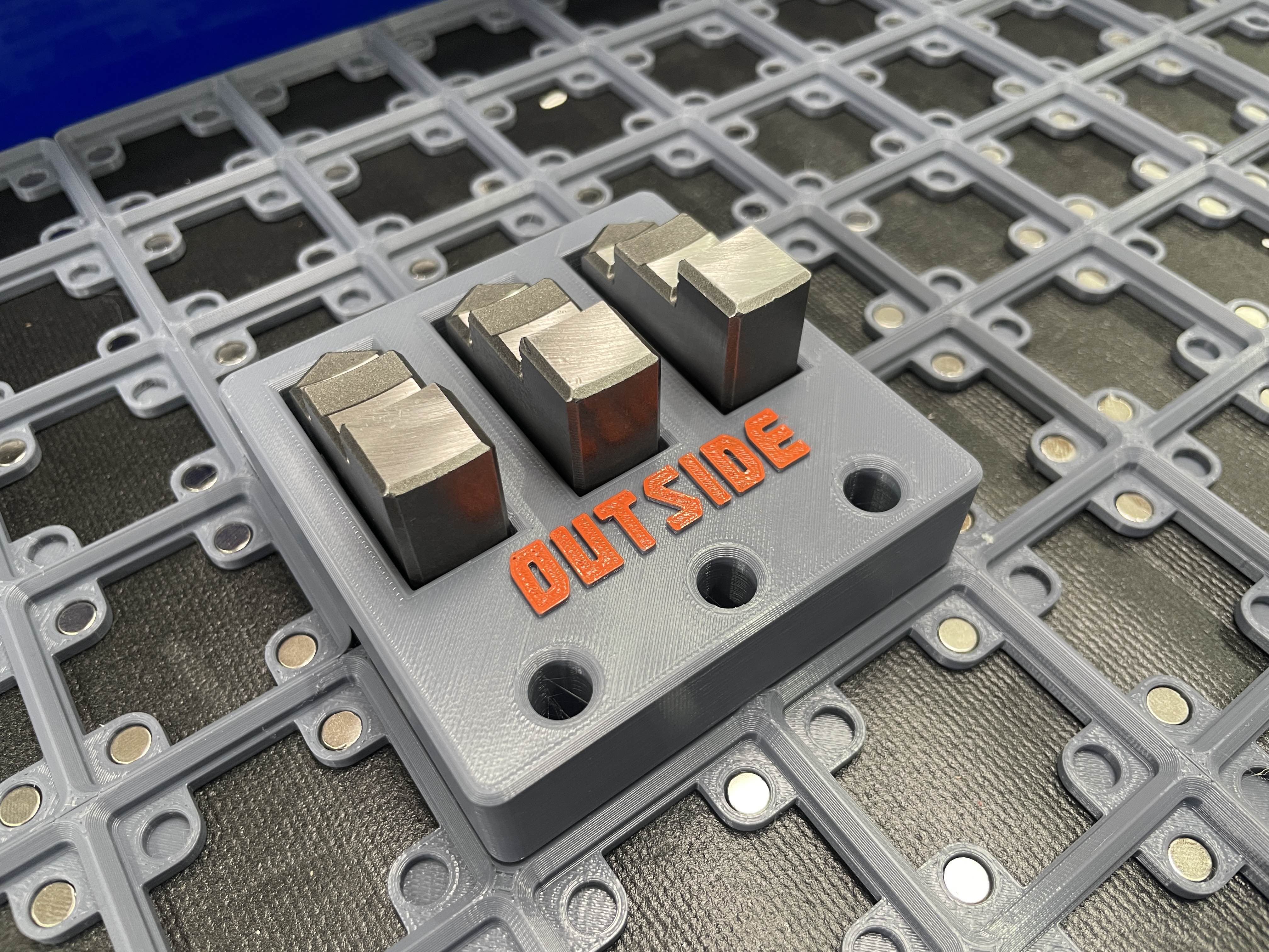 Gridfinity Lathe 3-Jaw 100mm Chuck Jaws Holders by dotPUNK Labs ...