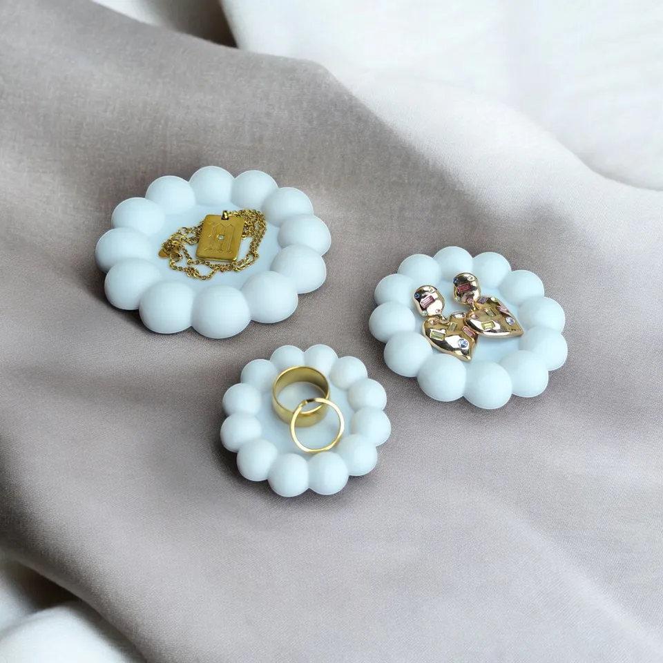 Beaded jewelry tray by Deltaprints | Download free STL model ...