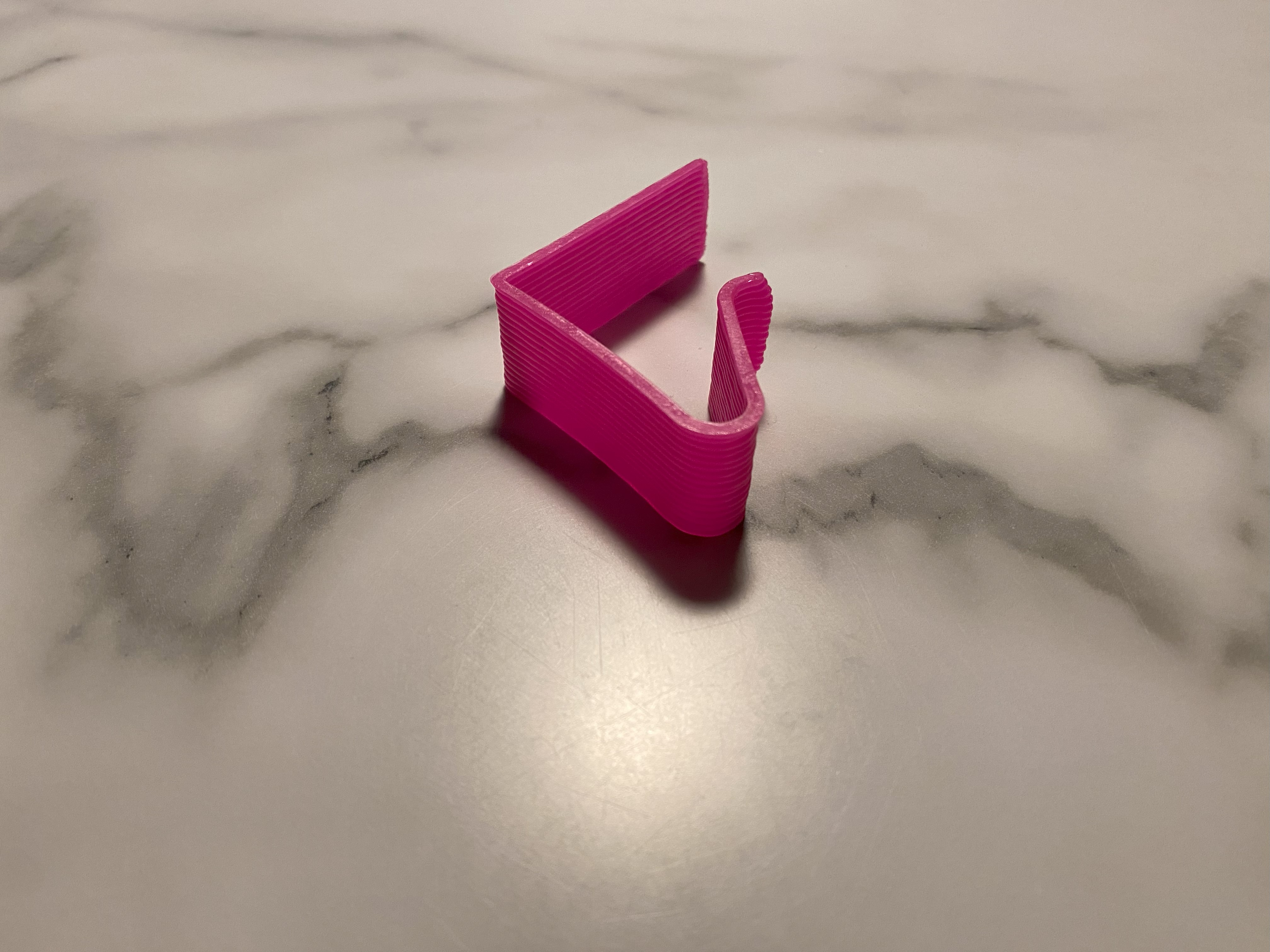 Tablecloth clip holder by Loranga | Download free STL model ...