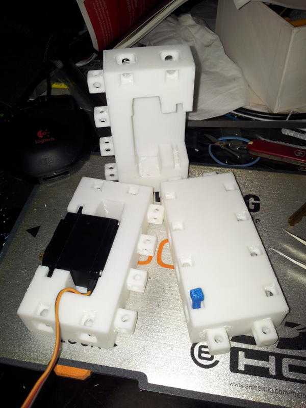 Interconnecting Robot Prototype Blocks by Dingo_aus | Download free STL ...