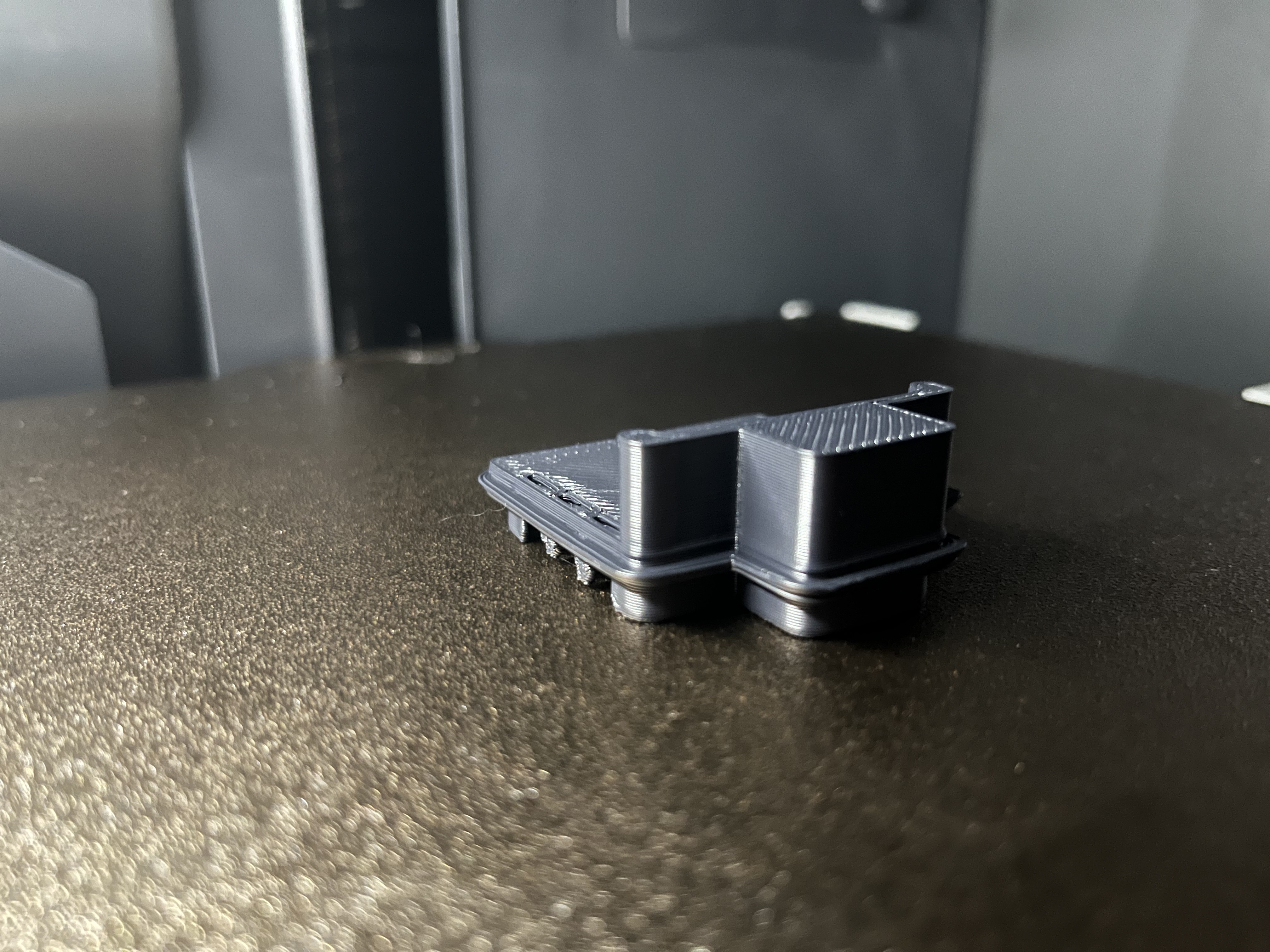 Improved Makita LXT 18V Battery Terminal (643852-2) by Muffelkraft ...