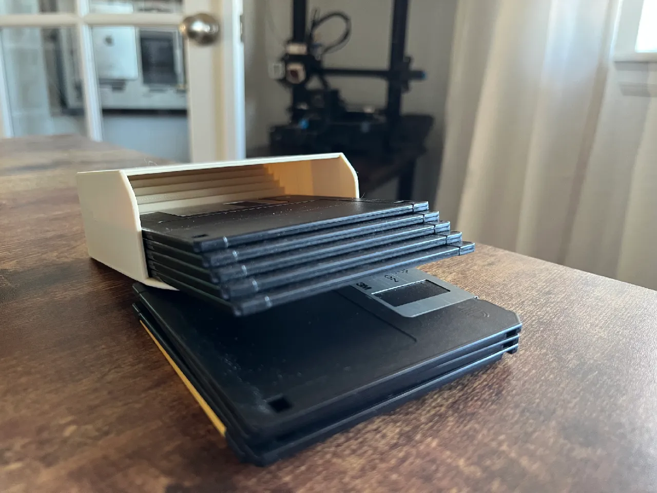 Floppy Disc Holder by DigitalKrampus | Download free STL model ...