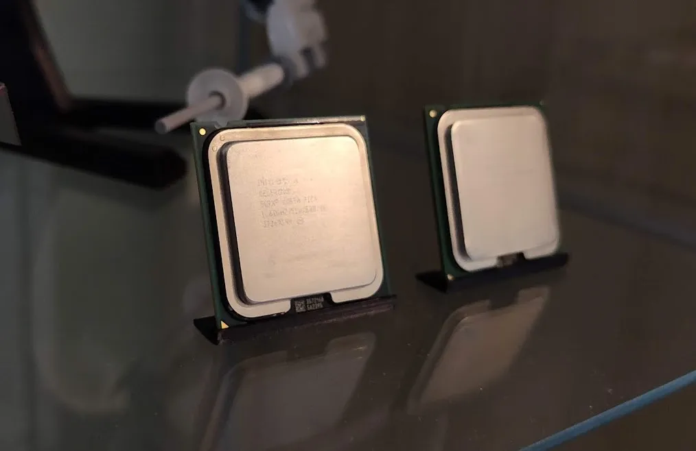 LGA775 Processor Display Stand by ShanEngineering | Download free STL ...