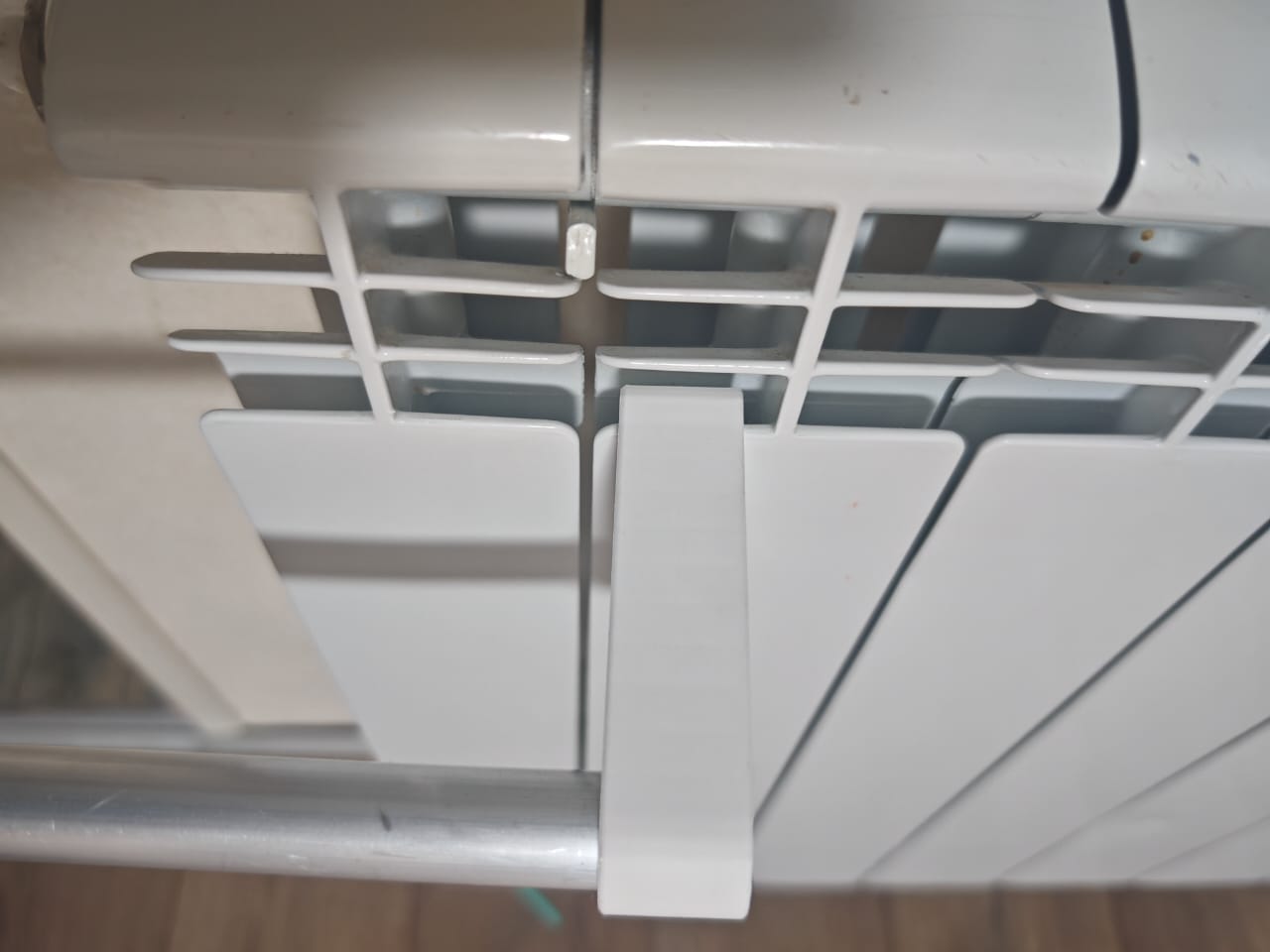 Hanger for dryer-bar for the heating radiator by Александр Егоров ...