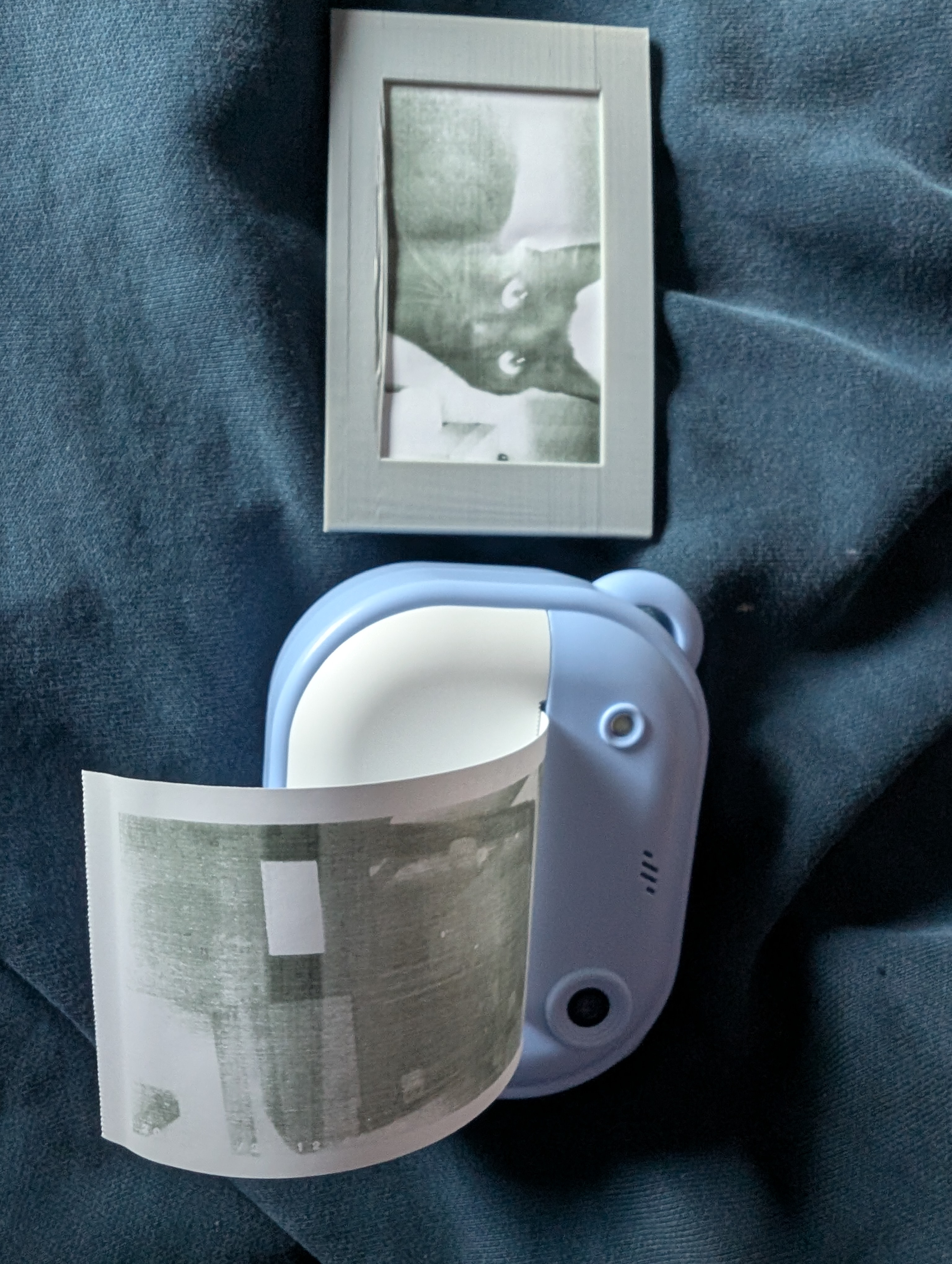 kids instant camera frame resize by cooldadnick | Download free STL ...