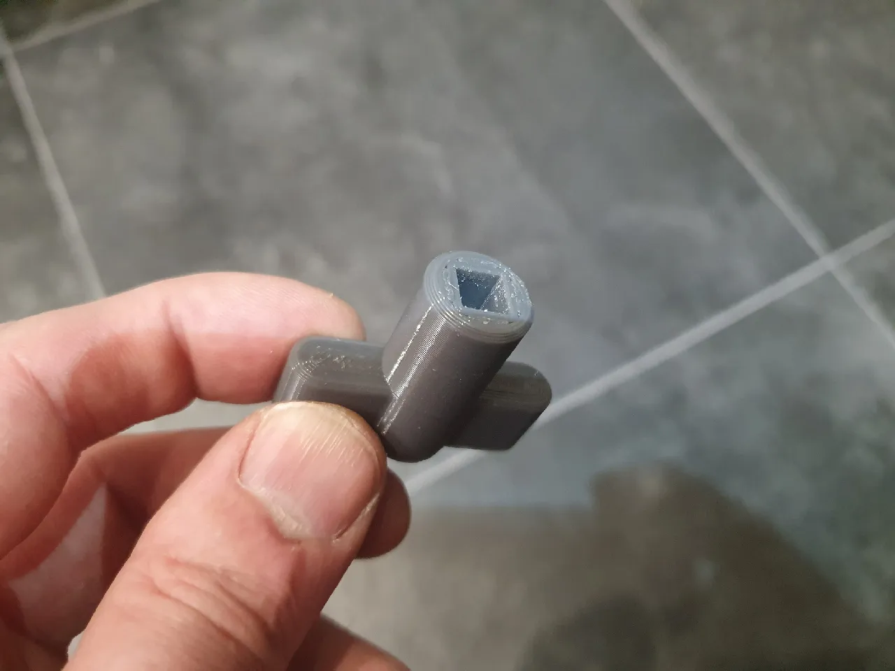 square-section-key for maintenance-flap by ntruchsess | Download free ...