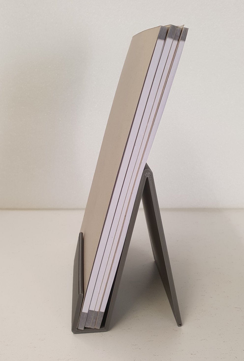 Flyer Stand up to A5 size by Mx3D | Download free STL model ...
