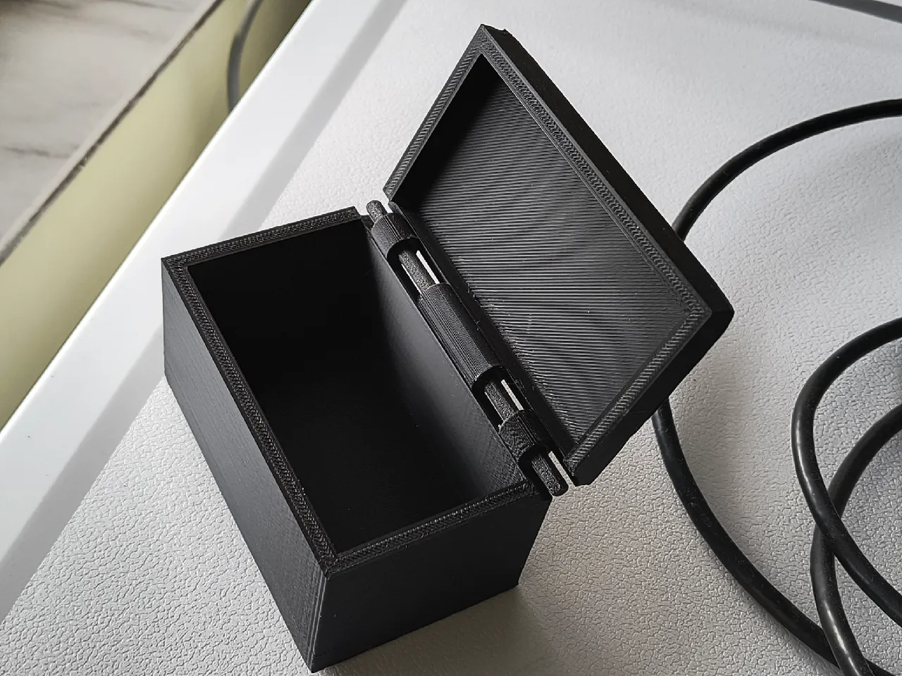 Simple Chest Box by Emil Zmiycharov | Download free STL model ...