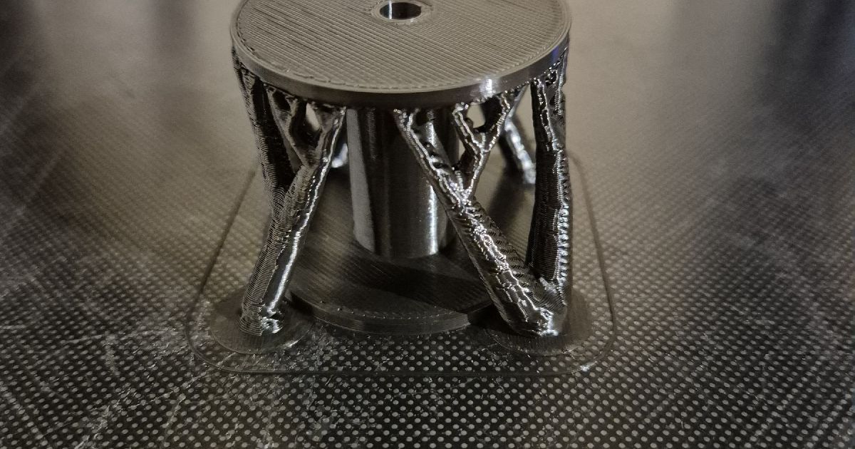 Spool with 5mm opening by Julian F.D.Martins | Download free STL model ...