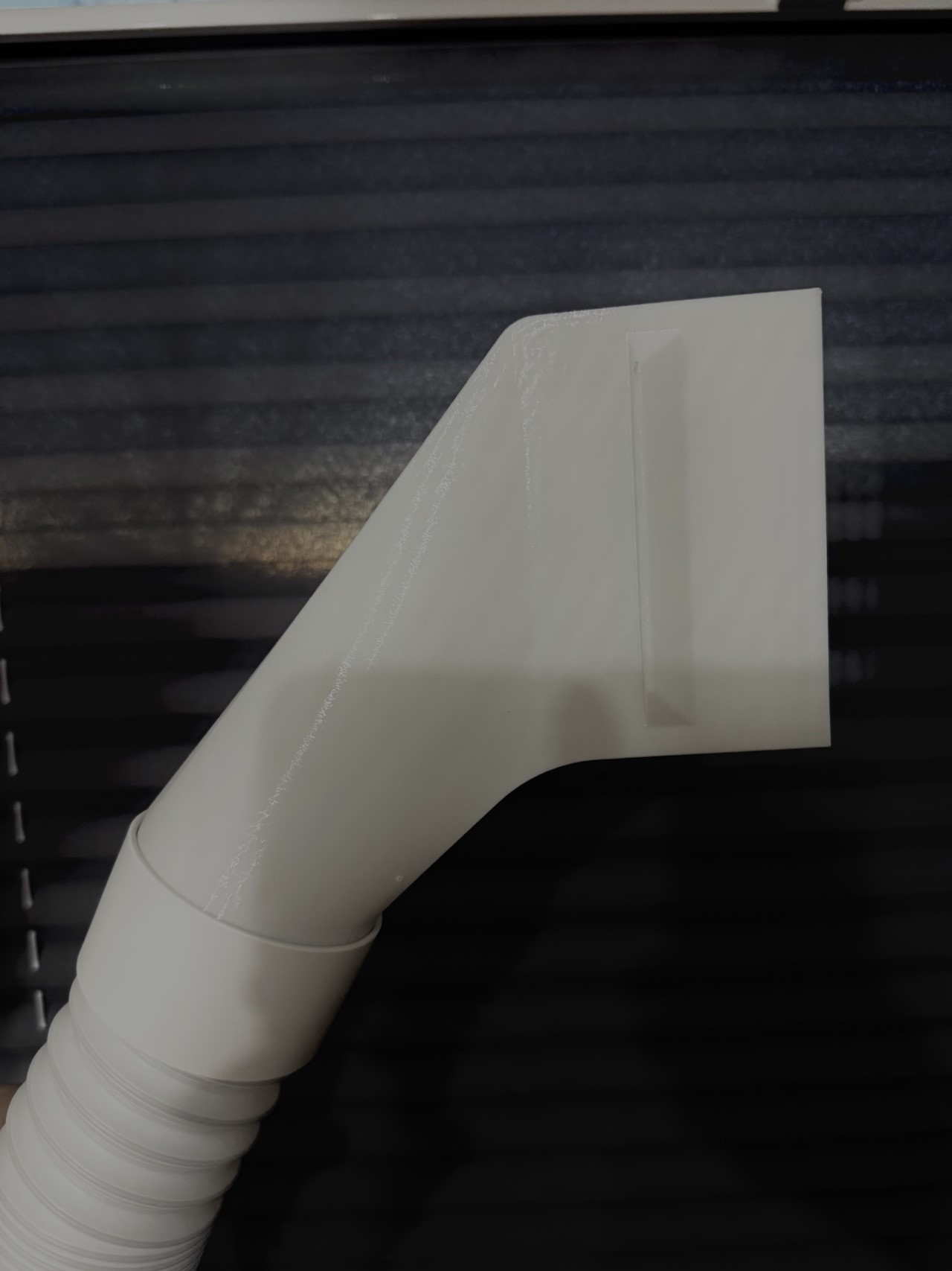 xTool M1 Ultra Window Exhaust Adapter by Ondrashek | Download free STL ...