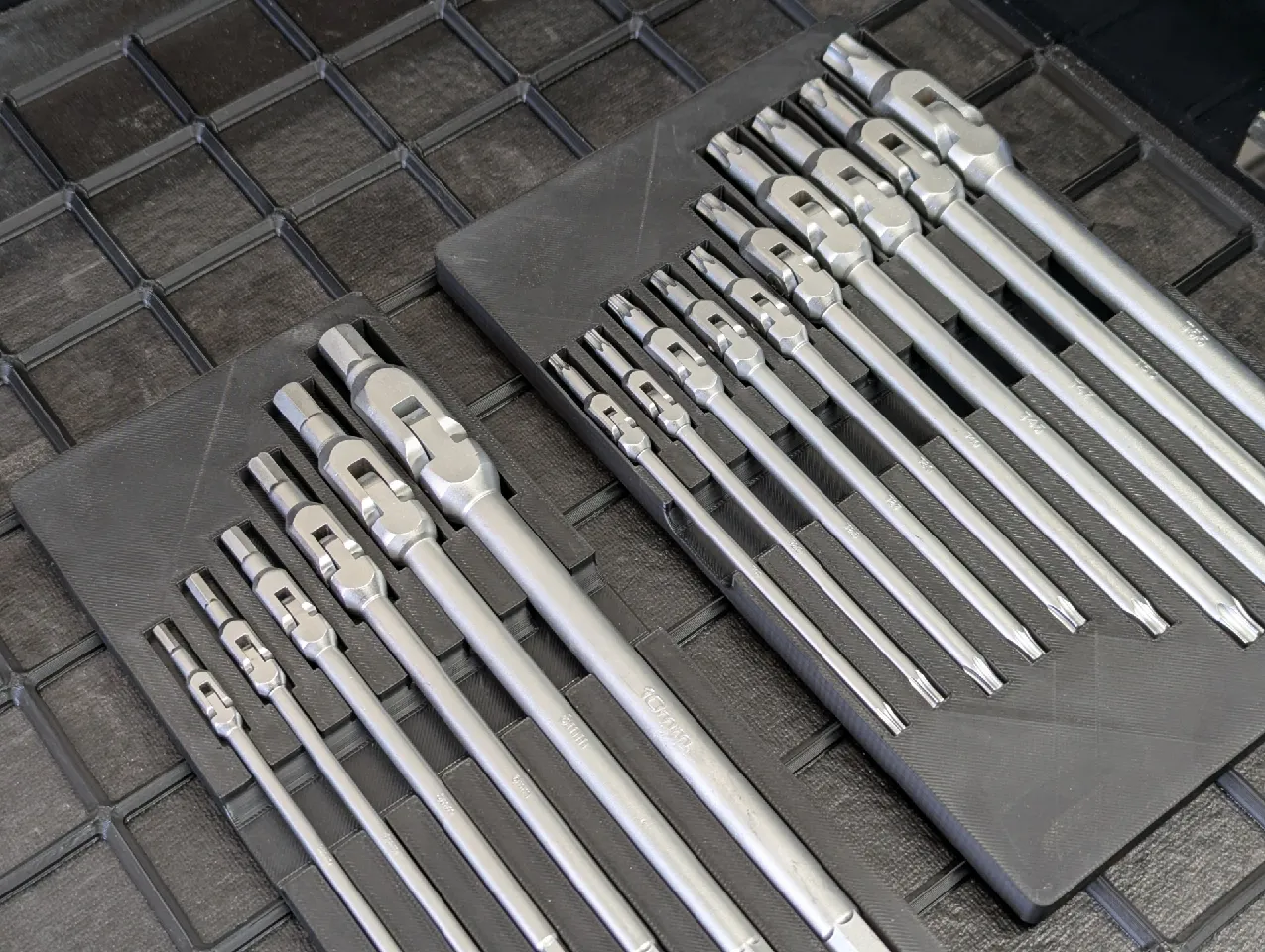 HexPro Pivot Head Wrench Holders - Gridfinity by Plastic Robot | Download free STL model ...