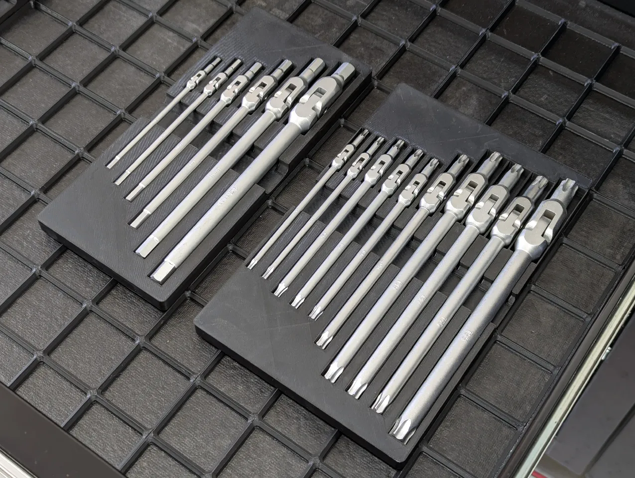 HexPro Pivot Head Wrench Holders - Gridfinity by Plastic Robot ...