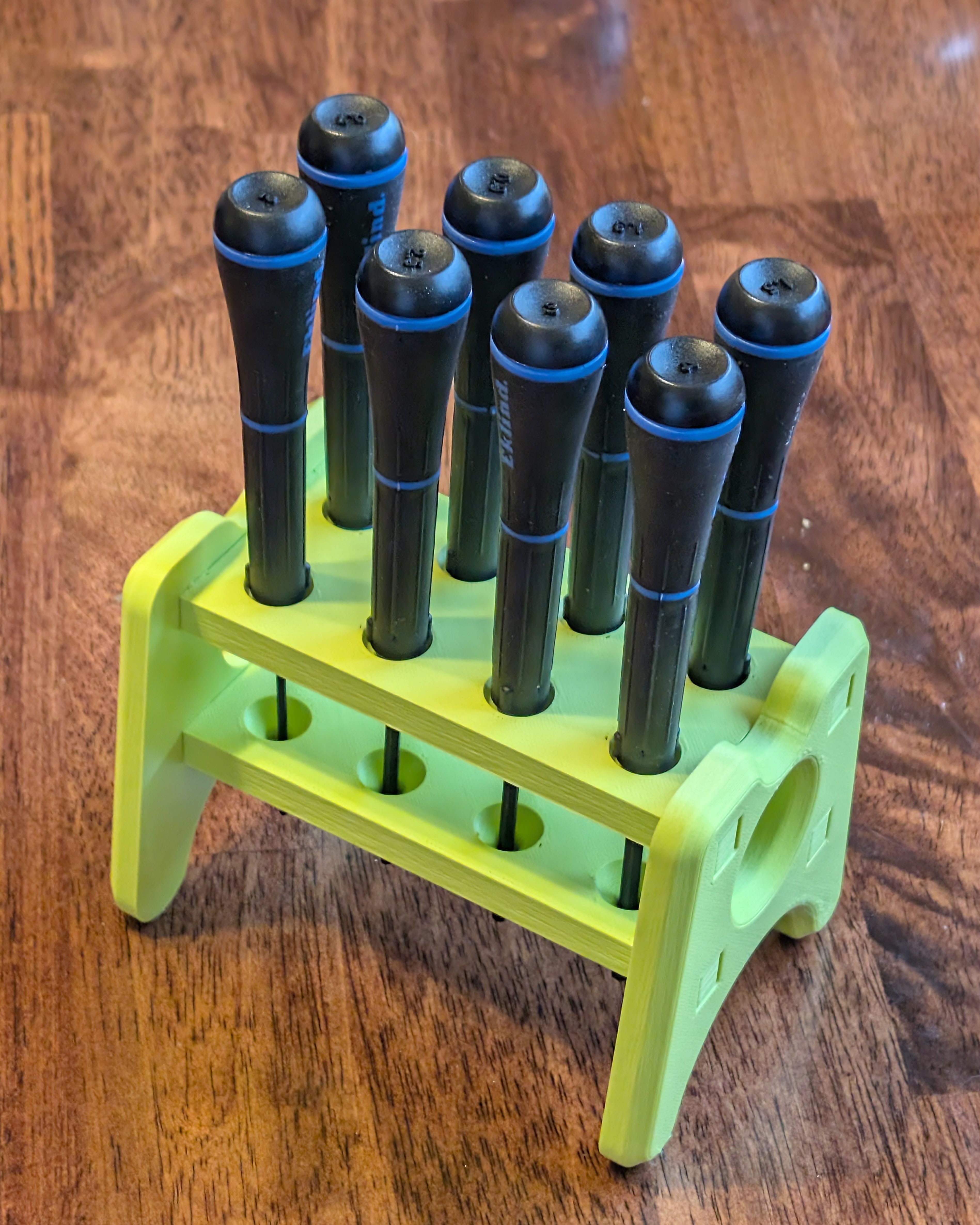 Desktop Screwdriver Holder by TimeOut@Home | Download free STL model ...