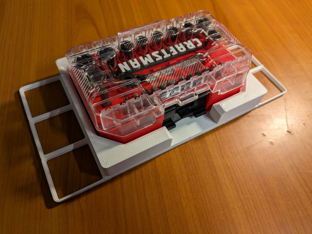 Gridfinity Bin for the Craftsman Nano Case by Stephen H | Download free ...