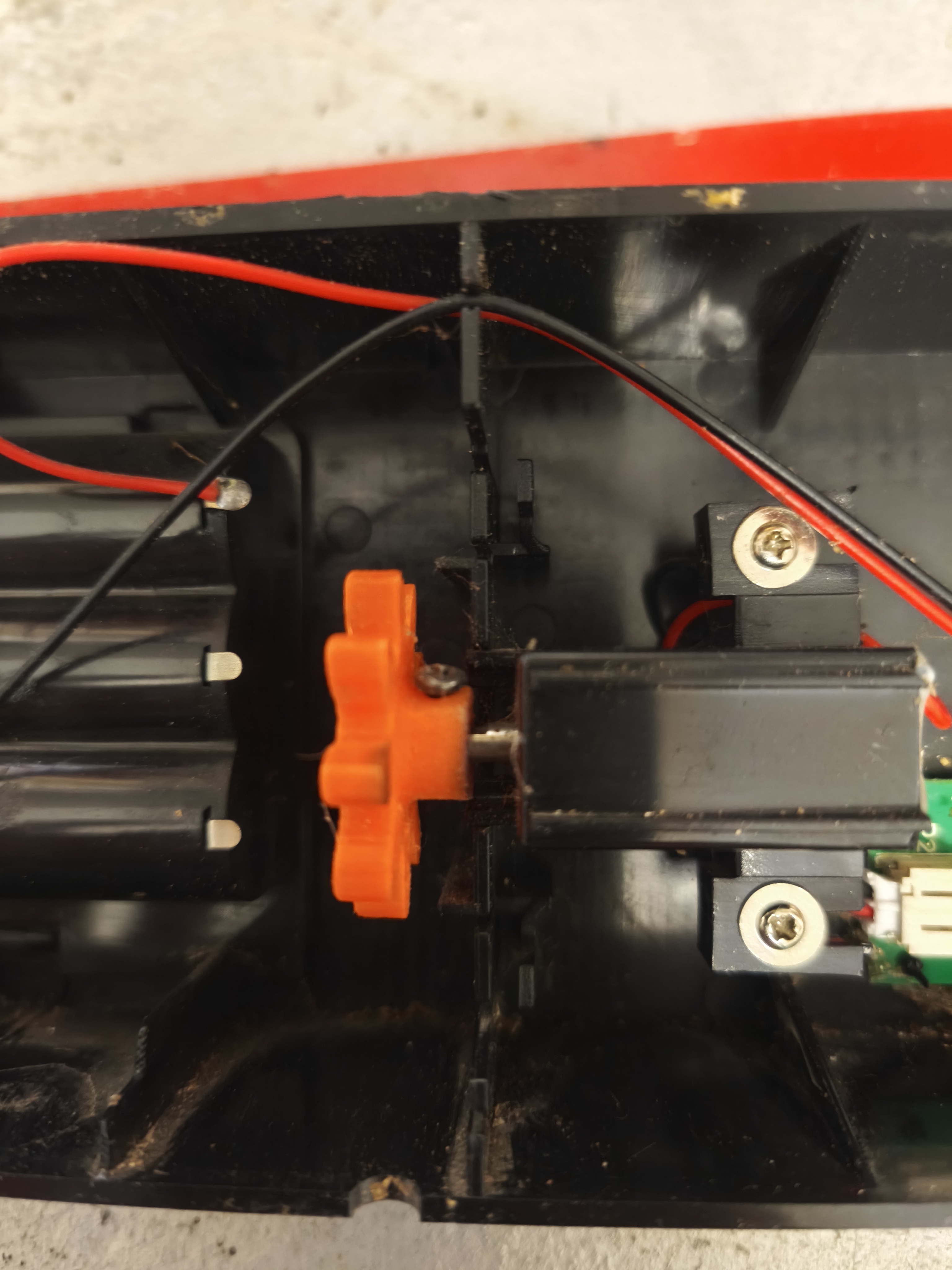 Pinion for automatic chicken coop door by willyfoxz | Download free STL ...
