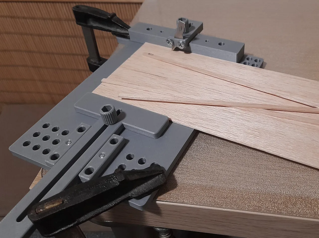 Balsa stripper with support by Jiří Šmíd | Download free STL model ...