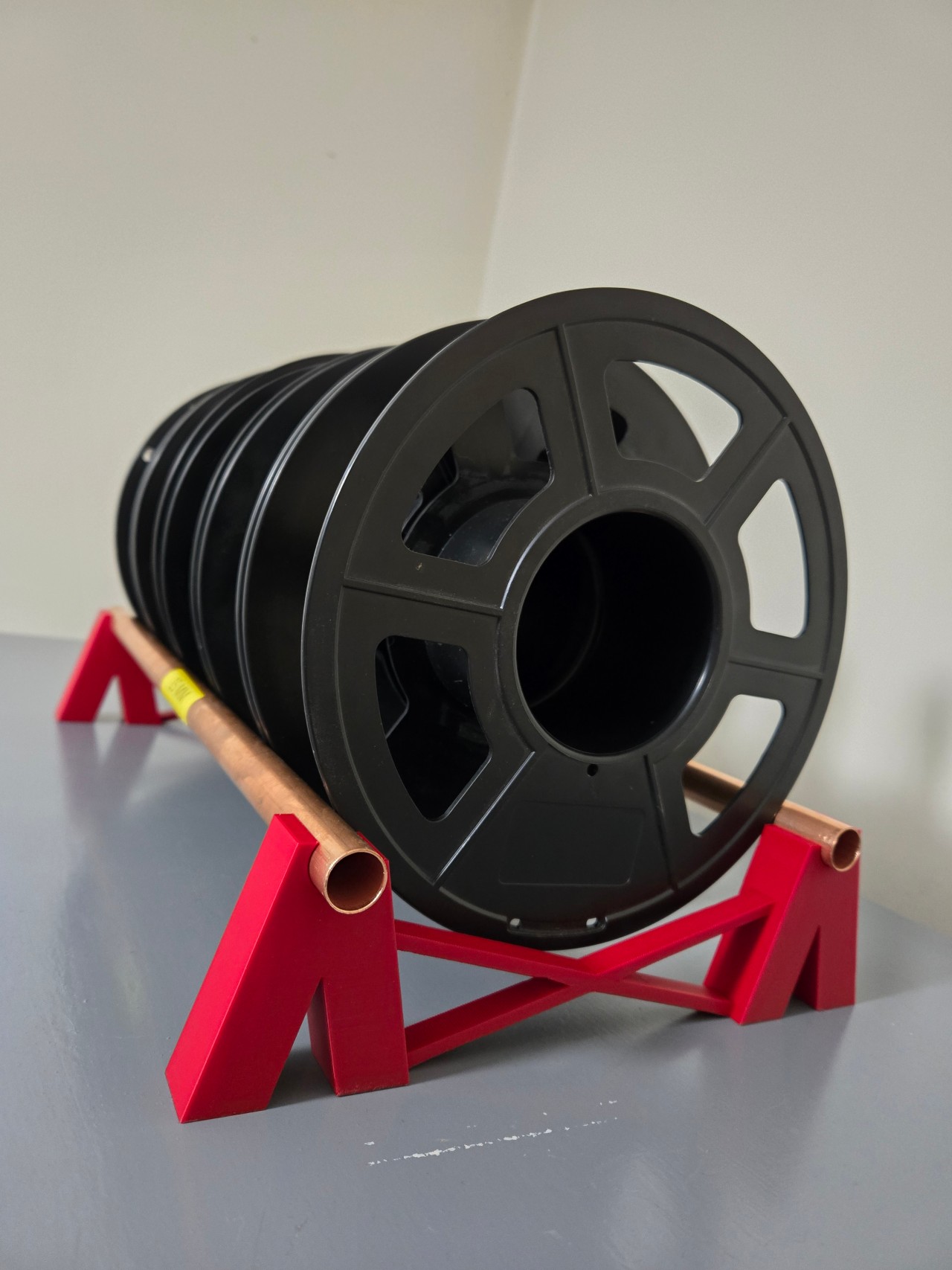Filament Spool Storage Rack using Copper Pipes par Filcuk | Téléchargez ...