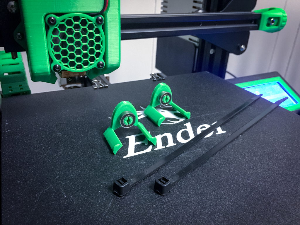 Universal Filament Spool Bearing Adapter (Super fast print) by ...