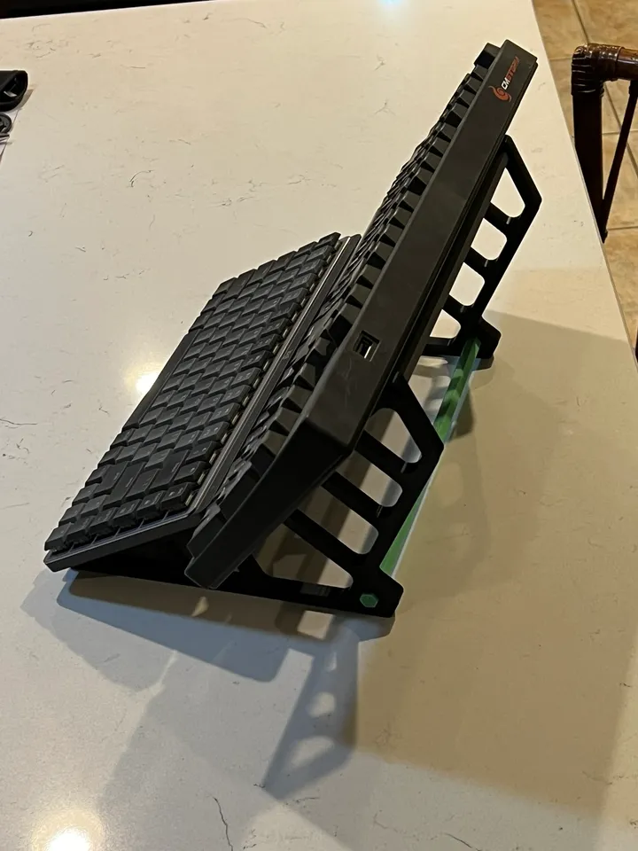 Dual Computer Keyboard Stand by Bompa the Maker | Download free STL ...