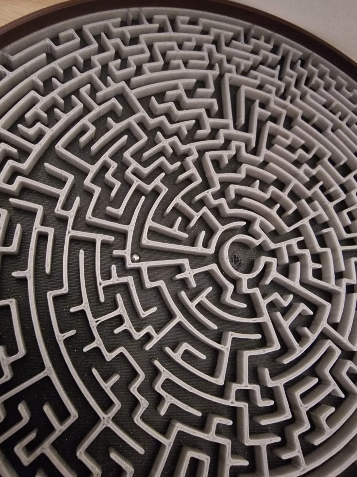Circular Maze, 47 corridor diameter, center start autorstwa AKIINT ...