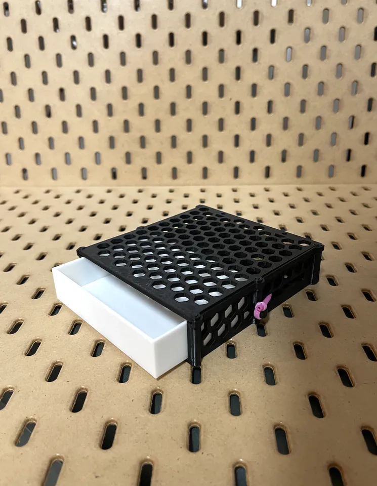 Push Latch Storage Box by EON | Download free STL model | Printables.com