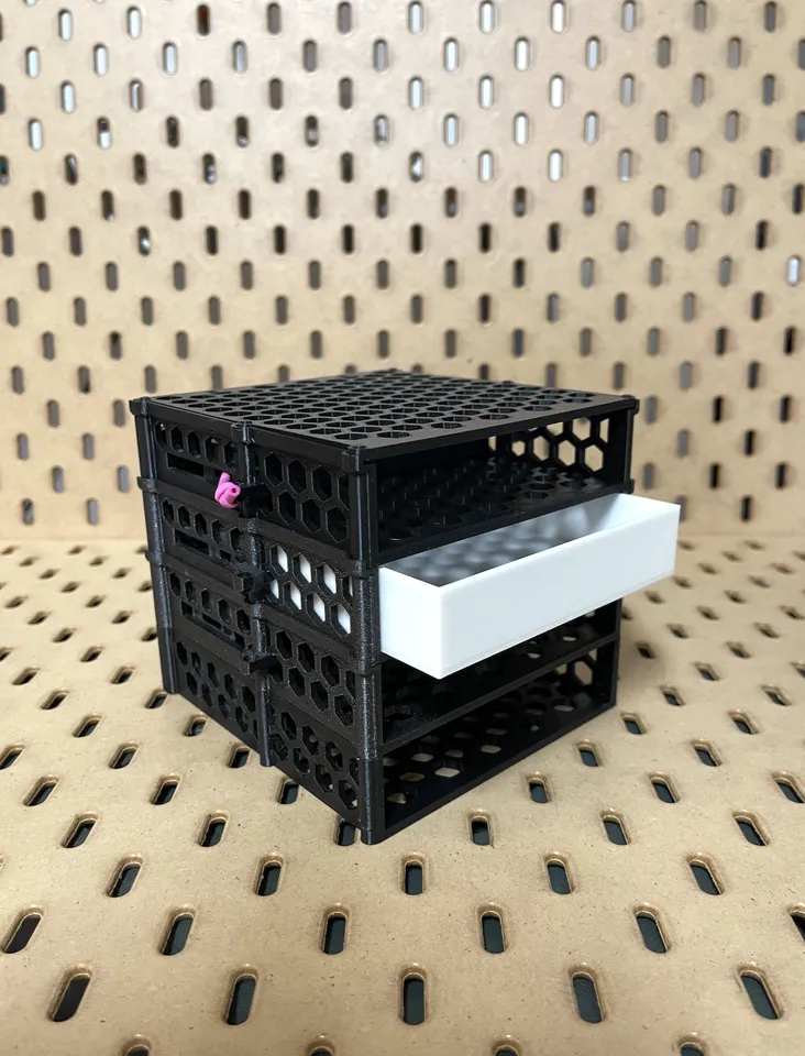 Push Latch Storage Box by EON | Download free STL model | Printables.com