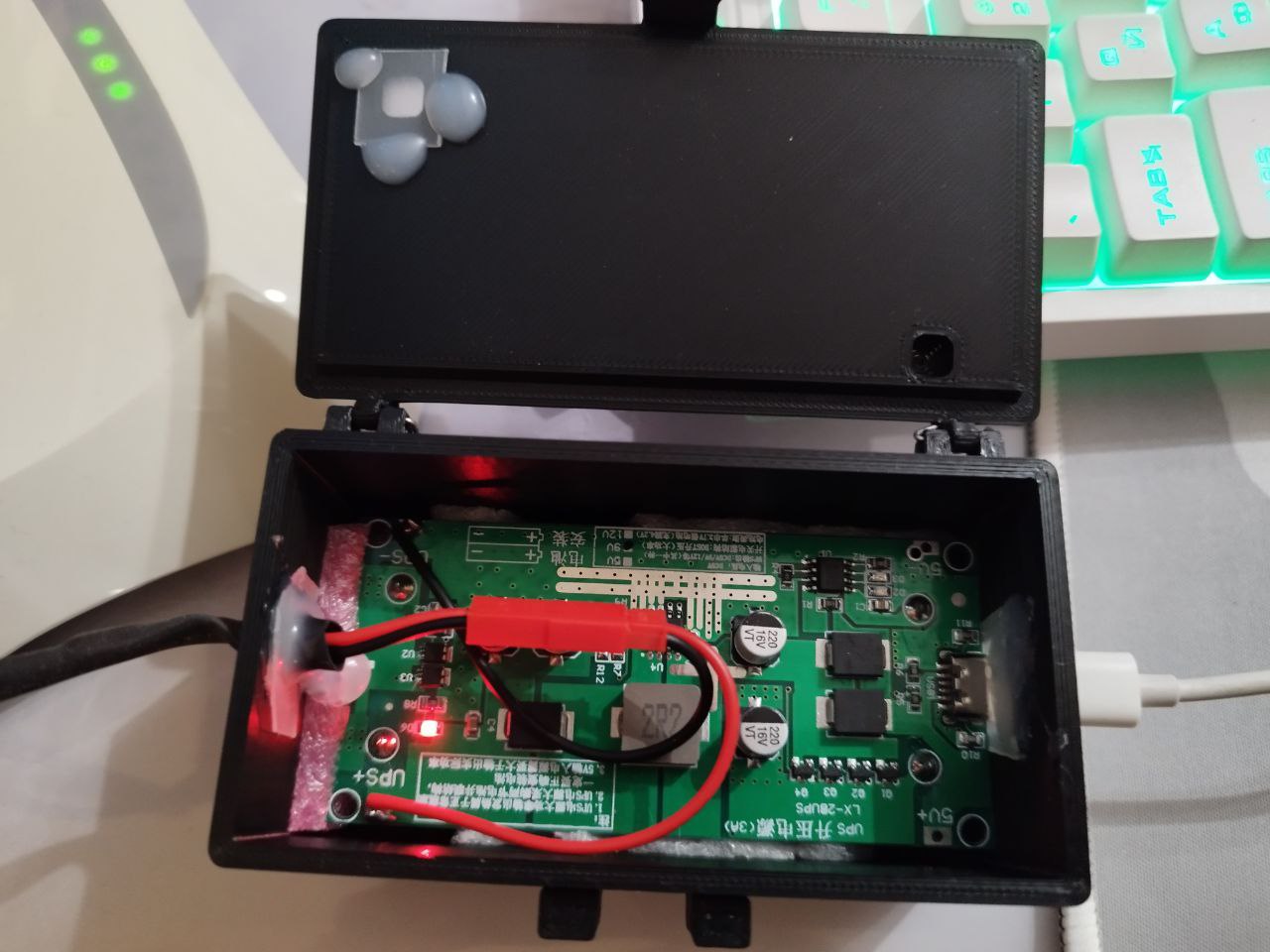 Uninterruptible power supply case for router (router UPS case) by MKASAXE | Download free STL ...