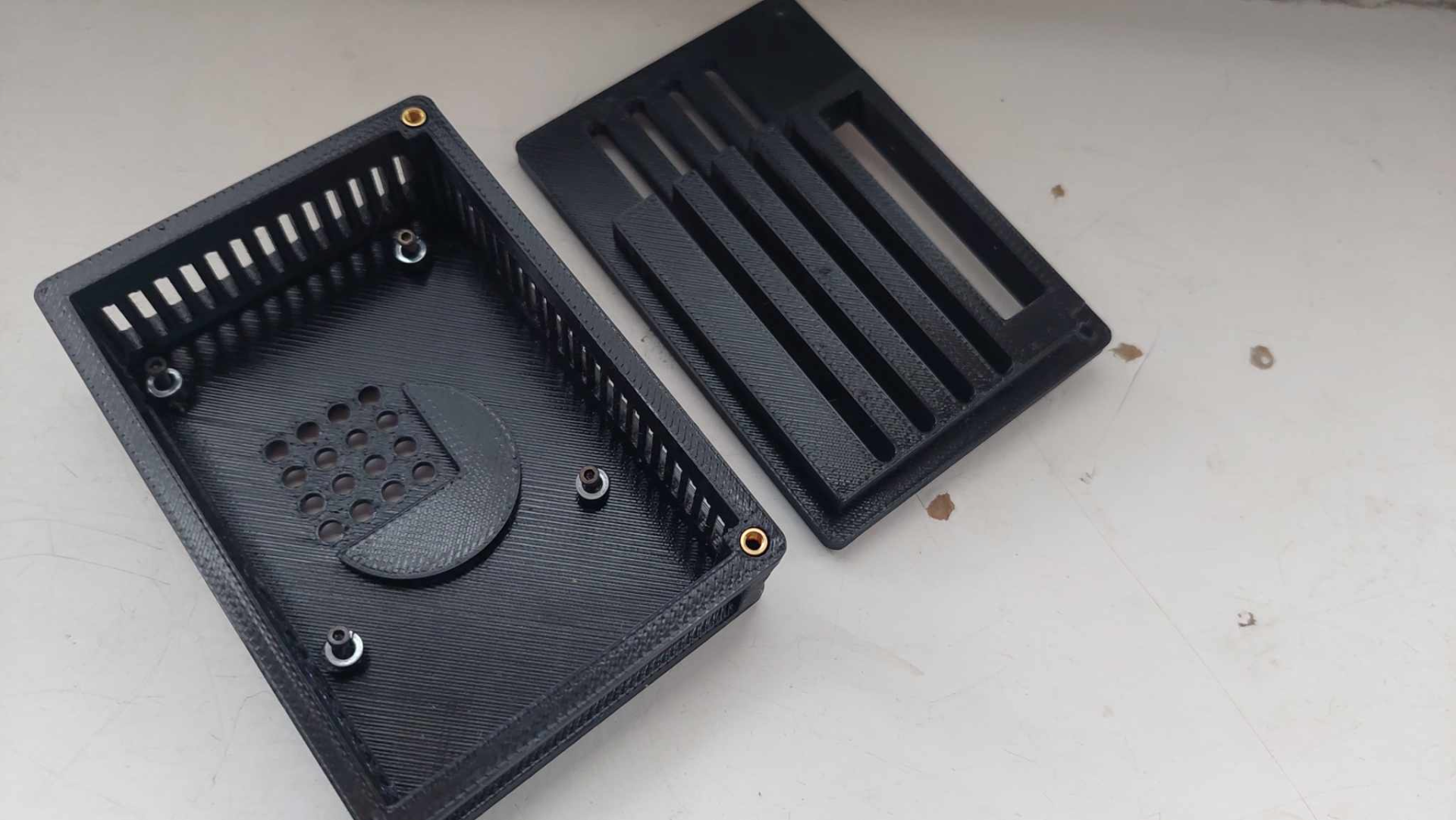 Vented case for Raspberry Pi 5 by 3D_Printing_Enjoyer | Download free ...