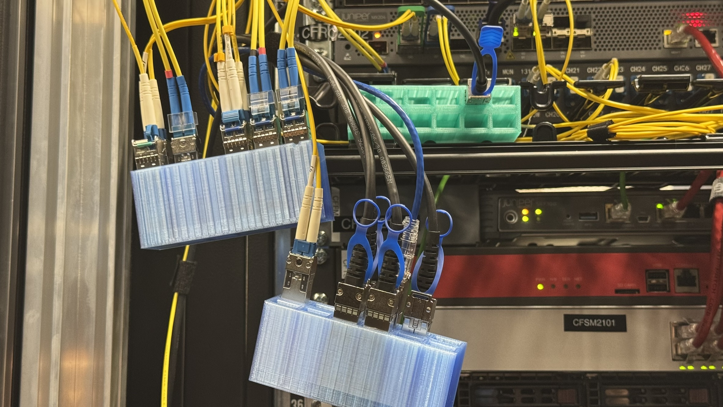 Cage for 12 SFP+ by _luc | Download free STL model | Printables.com