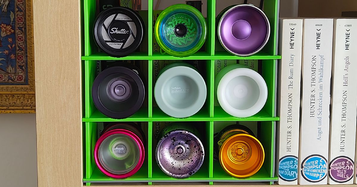 Yoyo display stand by stylesuxx | Download free STL model | Printables.com