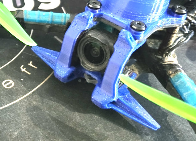 Piratframes - Punch - Bumper Avant Avec Ailerons by Franck G | Download ...