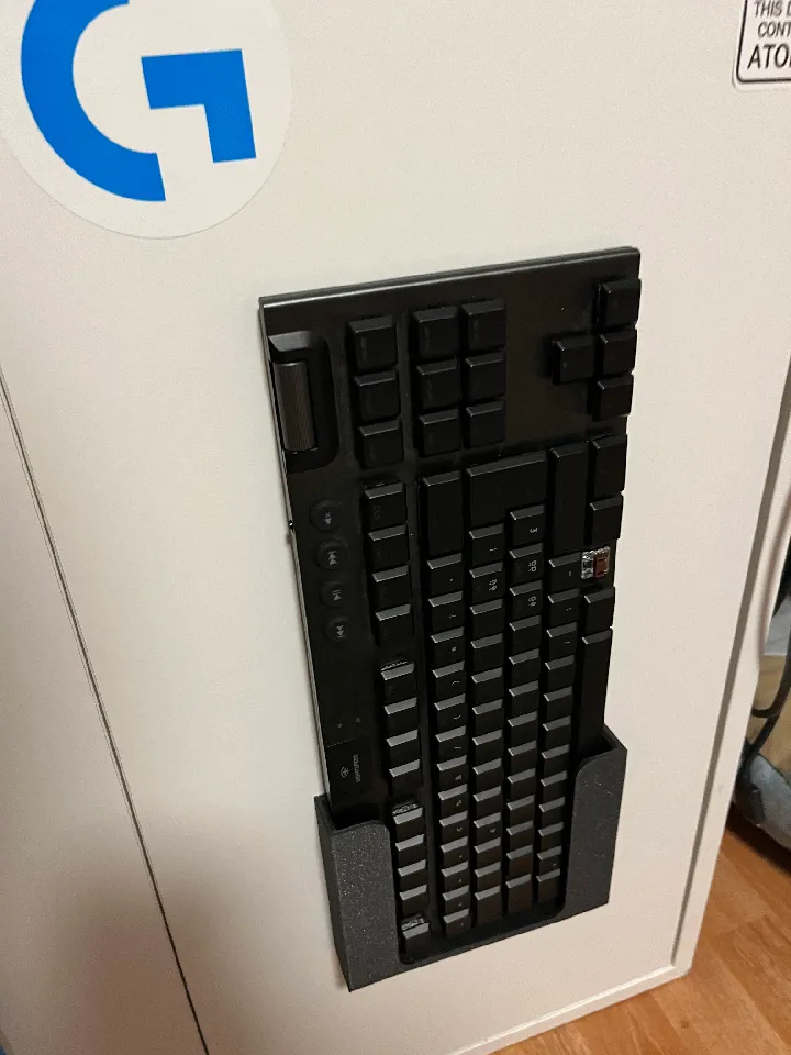 Logitech G915 X Lightspeed Wall Mount by cm0x4d | Download free STL ...