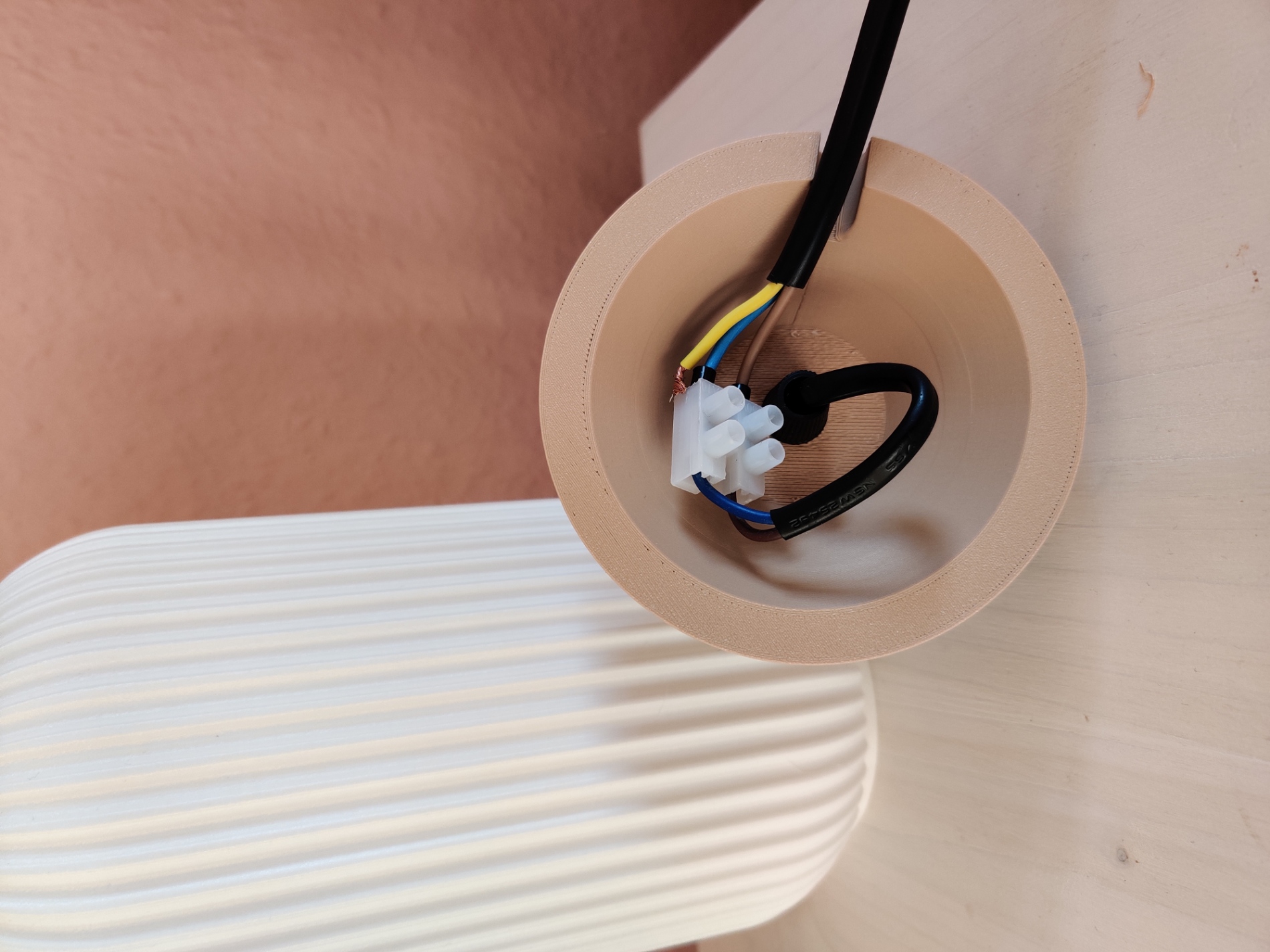 Modern ribbed night stand lamp by LukasMedIng | Download free STL model ...