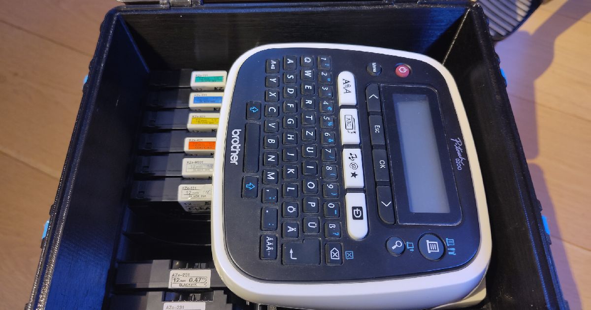 Brother Labelmaker Insert for SBox by kampfschläfer | Download free STL ...