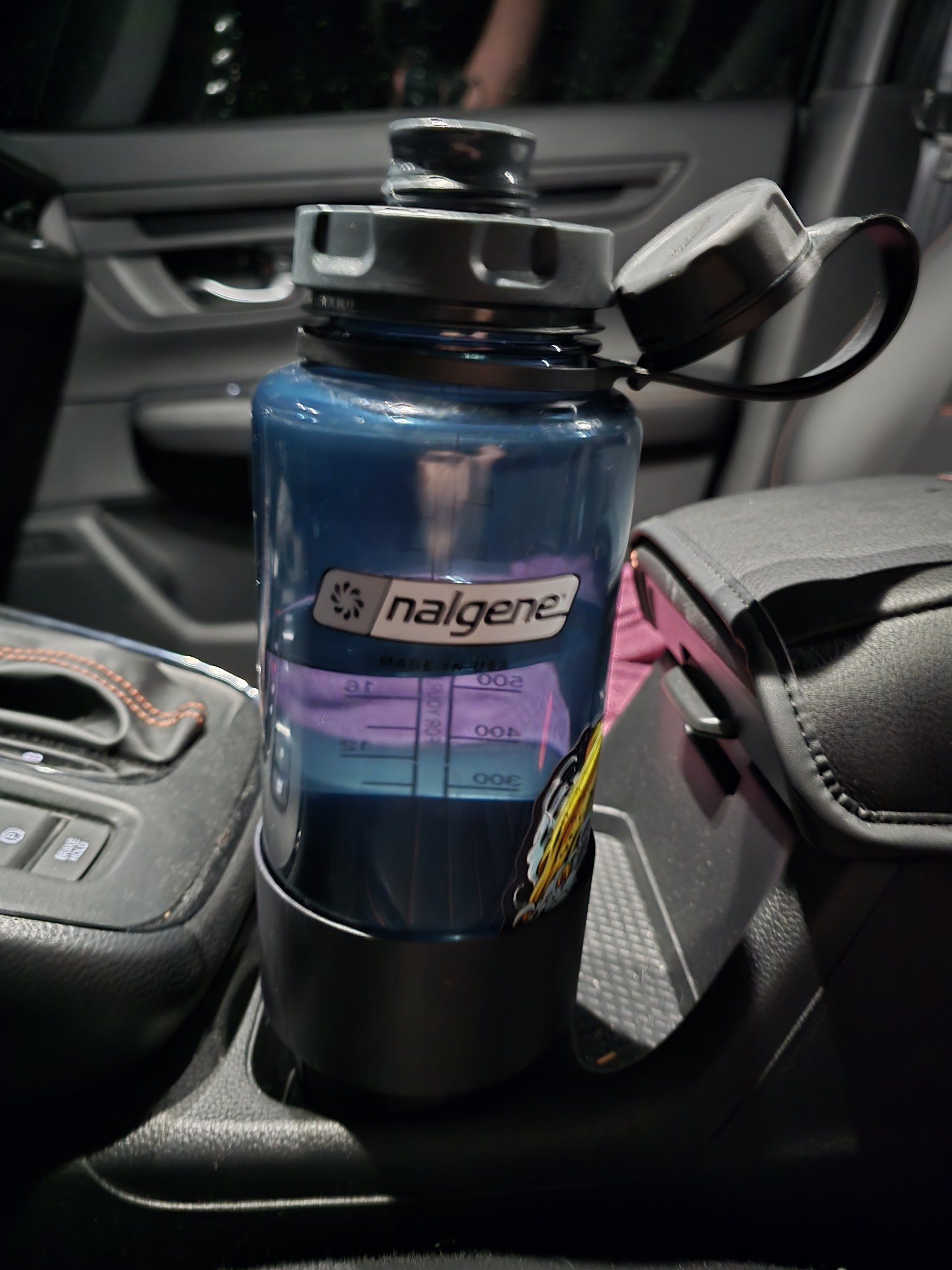 Nalgene Bottle Adapter for 6th Gen Honda CR-V by Cameron | Download ...