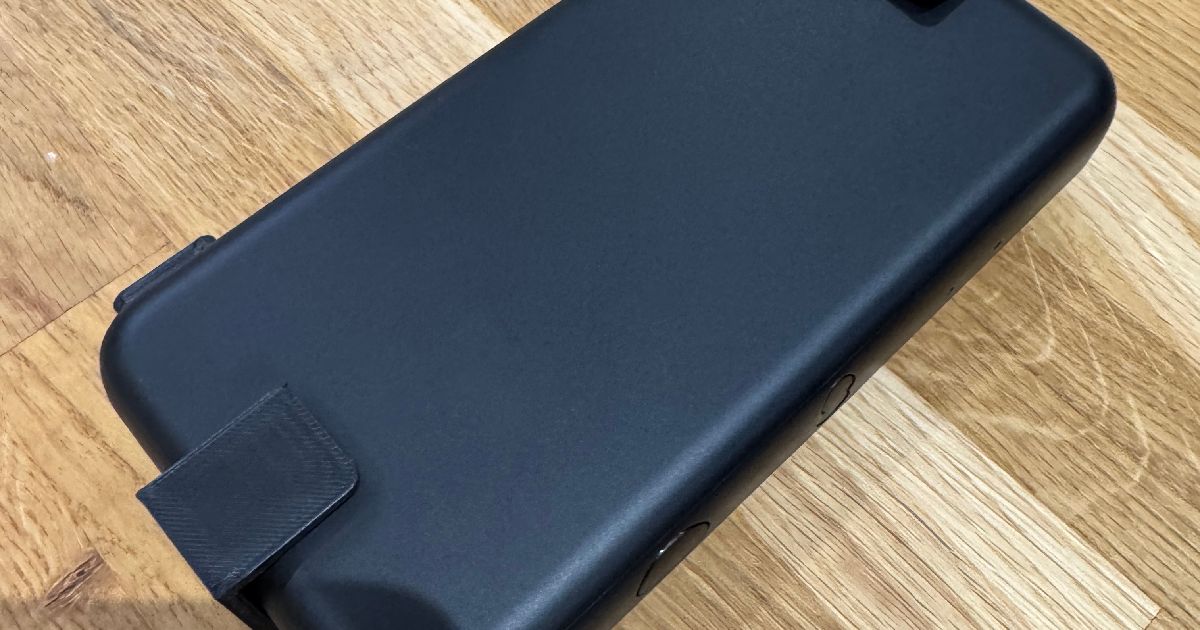 EE Mini Box Wall Mount by Bradley Bayliss | Download free STL model ...